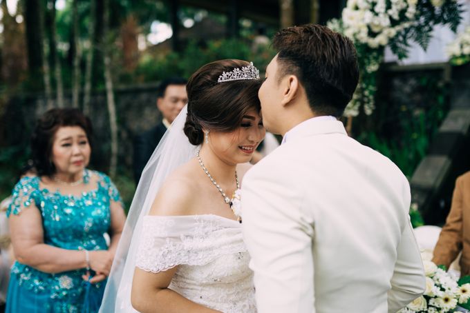 Michael & Raisa Wedding at Grand Artos Jogja | Warna Project | Bridestory