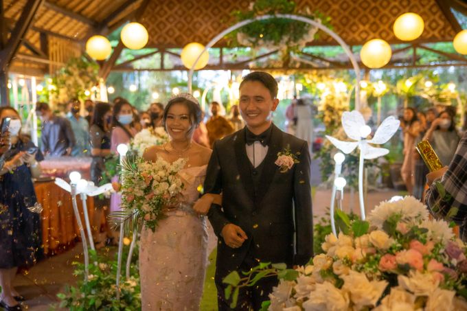 Yosia & Gita by Onestep Production | Bridestory.com