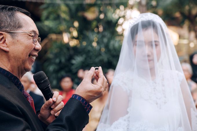 Pemberkatan Outdoor of Theo & Ilona at Ayana Midplaza Jakarta ...