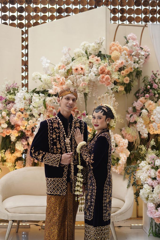 THE WEDDING OF WURI & JENDI by Decor Everywhere | Bridestory.com