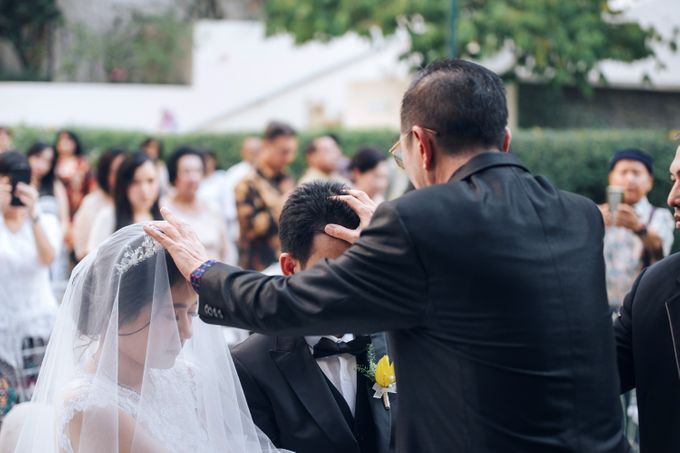 Pemberkatan Outdoor of Theo & Ilona at Ayana Midplaza Jakarta ...