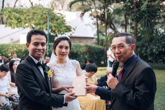 Pemberkatan Outdoor of Theo & Ilona at Ayana Midplaza Jakarta ...