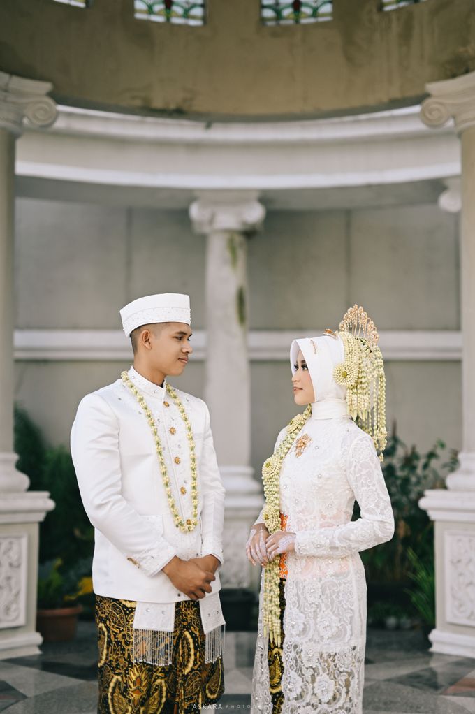The Rich Jogja Wedding by Avinci wedding planner | Bridestory.com