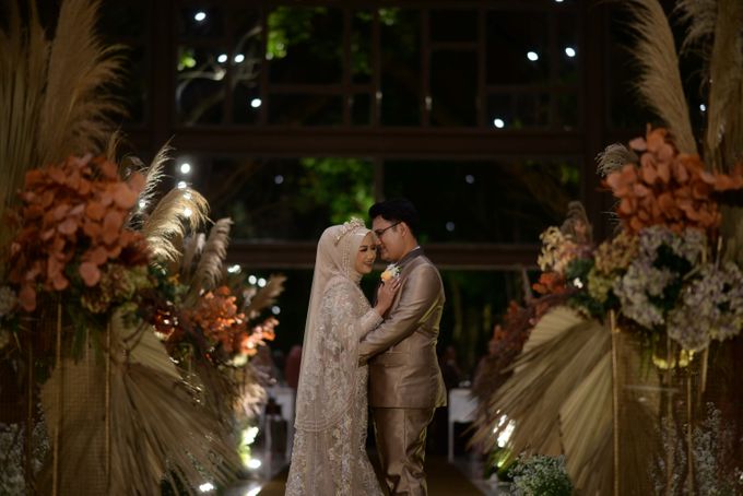 Intimate Akad by The Lake by Manten Ballroom by Imah Seniman ...