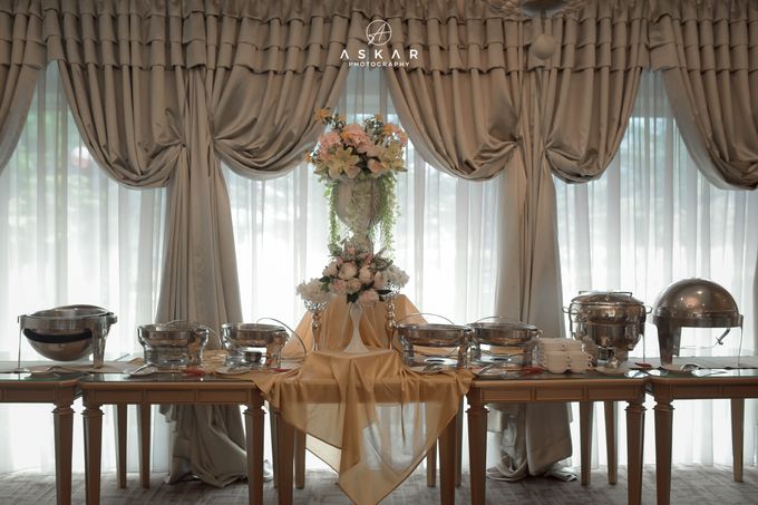 Intimate Dream Wedding Package by Tsamara Resto | Bridestory.com