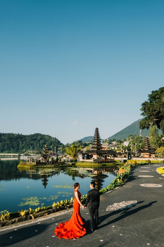 Jennifer & Ferry Prewedding Photo at Ulun Danu Beratan Lake | Bali Pre ...