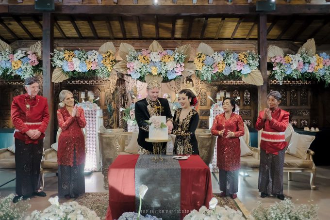 Javanese Traditional Wedding of Anastasia & Artur | Plataran ...