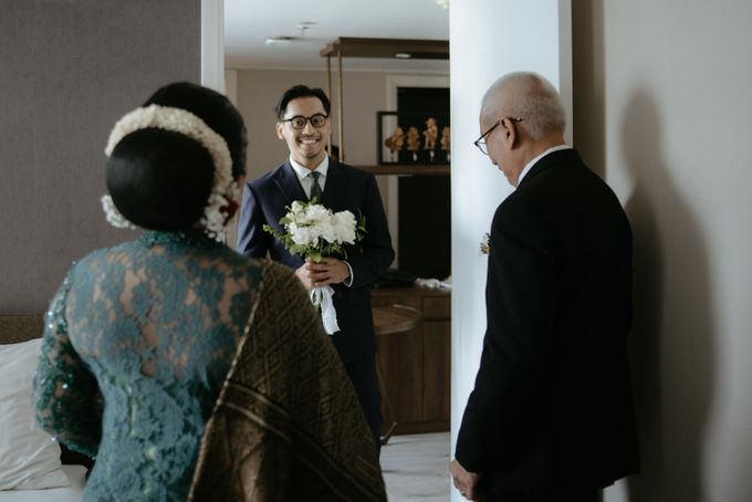 The Wedding of Mr. Ezra & Ms. Dyah | Kolibree Enterprise | Bridestory