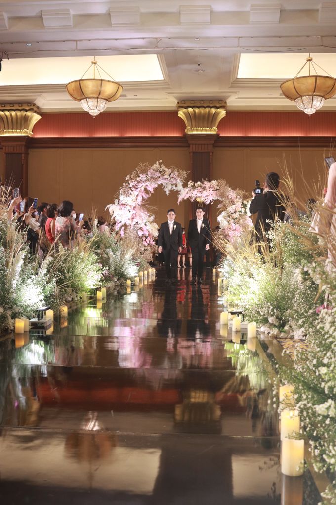 Jazz entertainment wedding at Puri Begawan Bogor by Double V ...