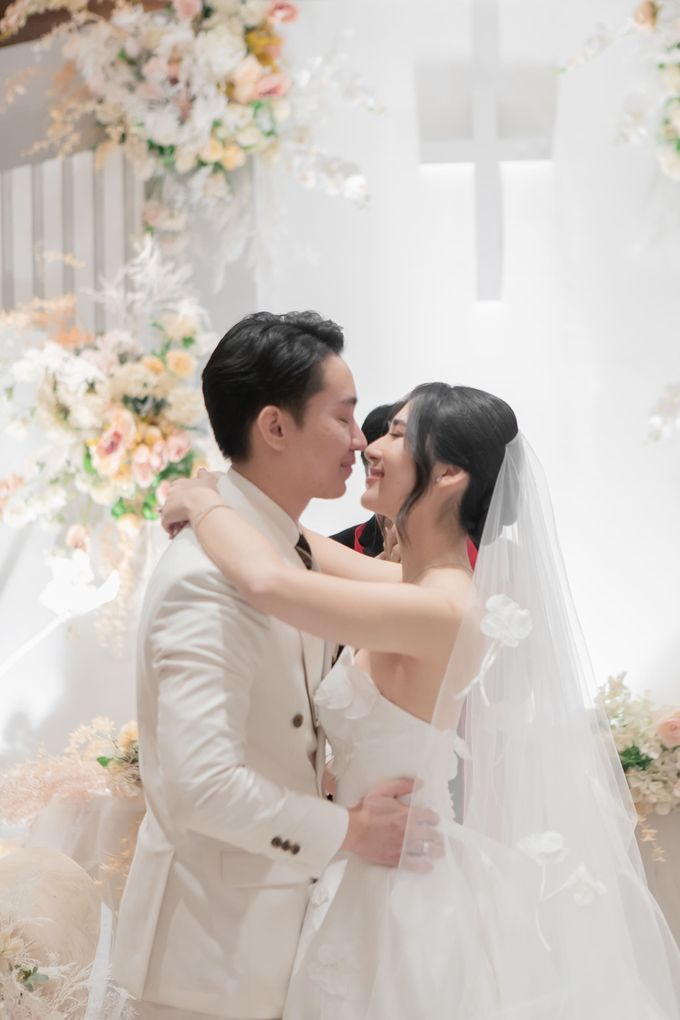 Wedding of Kevin & Catherine @Swissôtel Jakarta PIK Avenue by Sola Fide ...