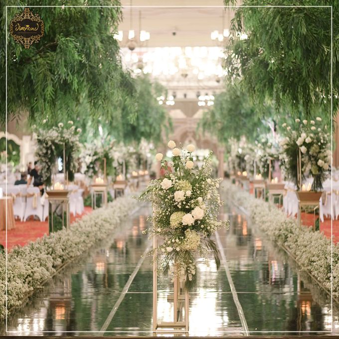 The Wedding of Takia & Haris by Diamond Weddings | Bridestory.com