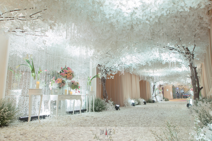 RAFFLES HOTEL BALLROOM by IMAGE Decoration | Bridestory.com