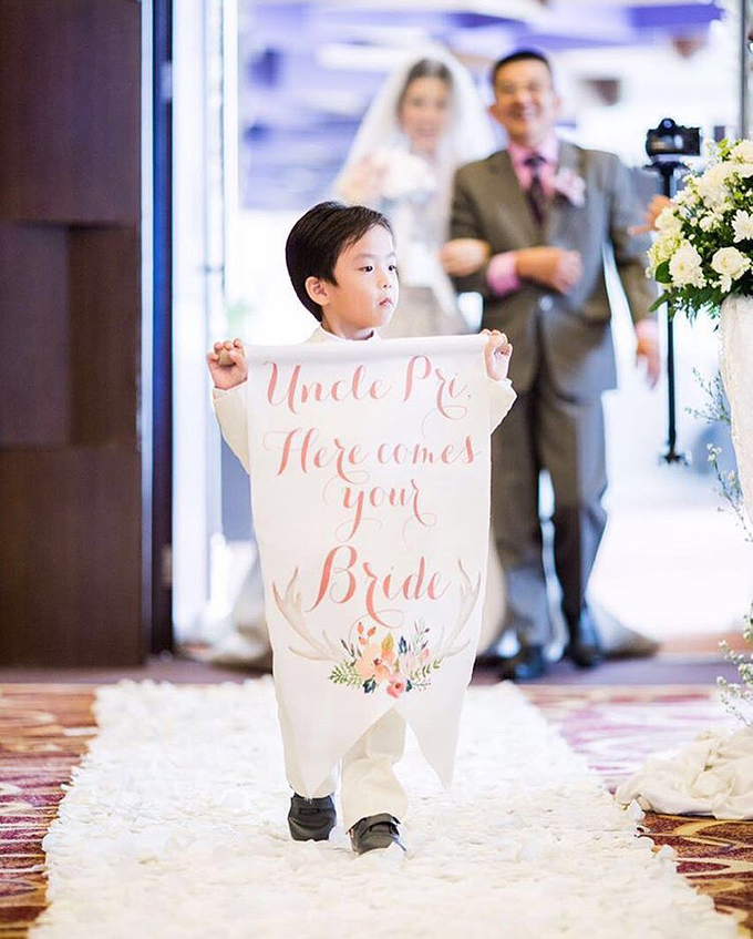 Here Comes the Bride Flag by dydx Bride | Bridestory.com
