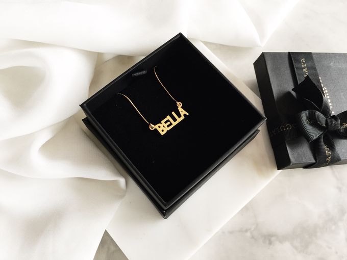18ct Fine Gold Bella Name Necklace by AEROCULATA | Bridestory.com