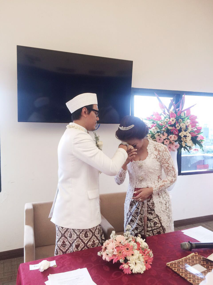 Gilang & Dina Akad Nikah | Andie Oyong Project | Bridestory