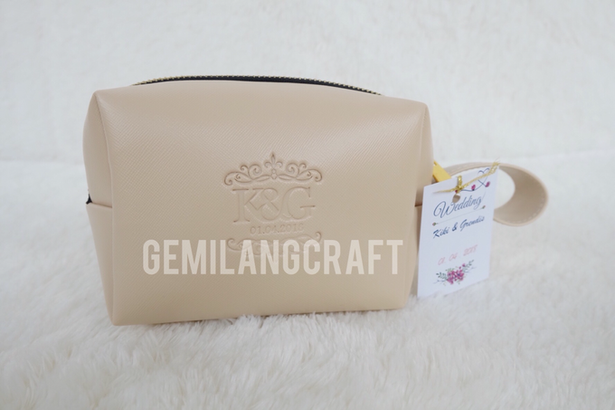 Premium boxy pouch for kiki&grendis wedding | Gemilang Craft | Bridestory