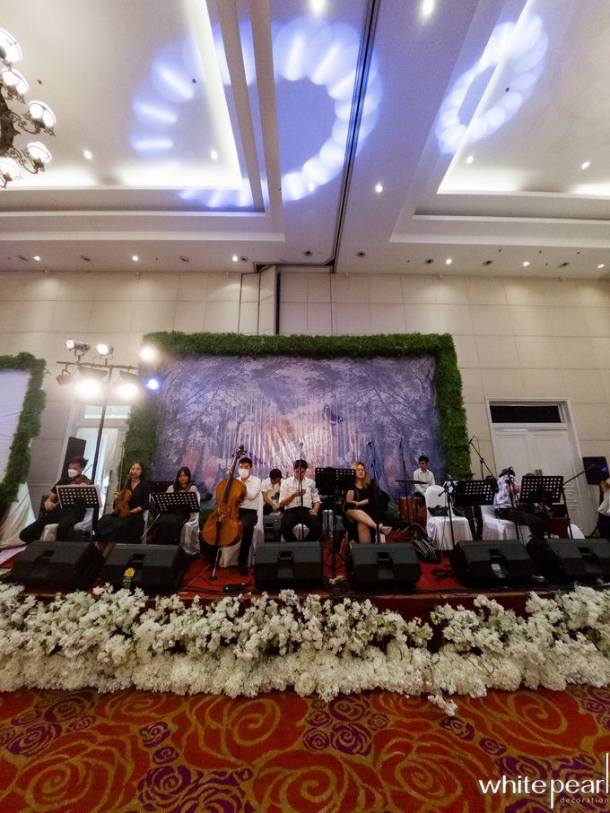 The Springs Club Royal Ballroom 2022.12.04 | White Pearl Decoration ...