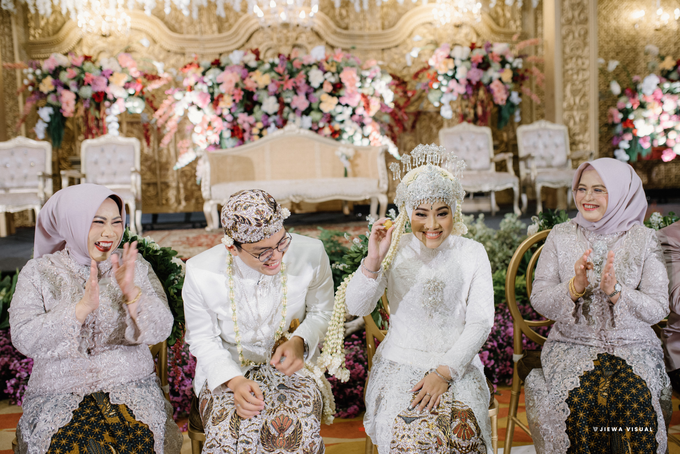 Adat Sunda kolaborasi dengan adat Jawa | Hani Hendrajatin | Bridestory