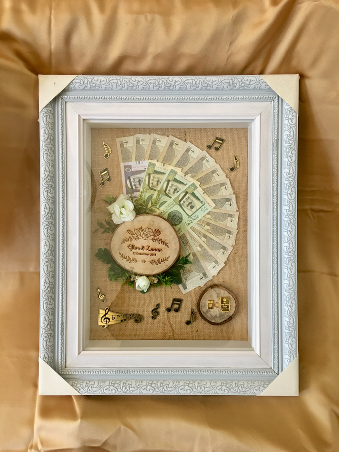 Frame Mahar Uang dan Logam Mulia | House of Raline Wedding Hampers ...