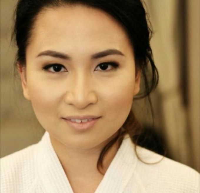 Dana Kesuma by Naomi Koeswandi MUA | Bridestory.com