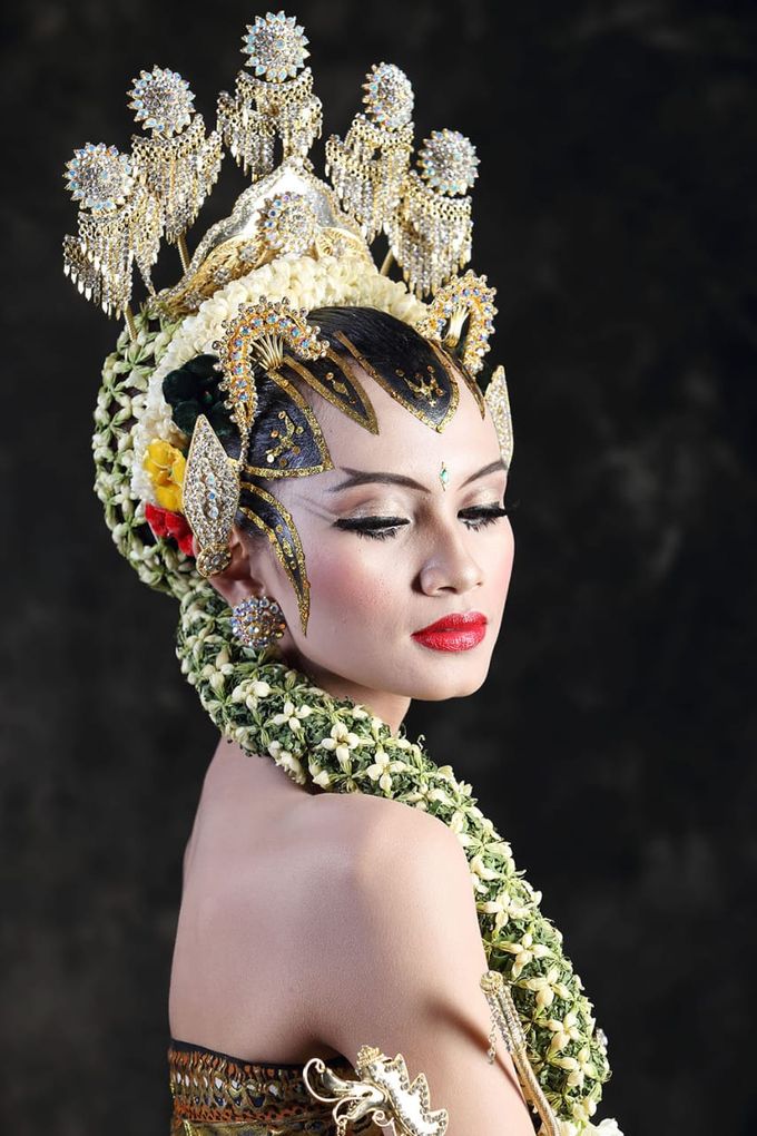 Make Up Tradisional by Michelle Bridal | Bridestory.com