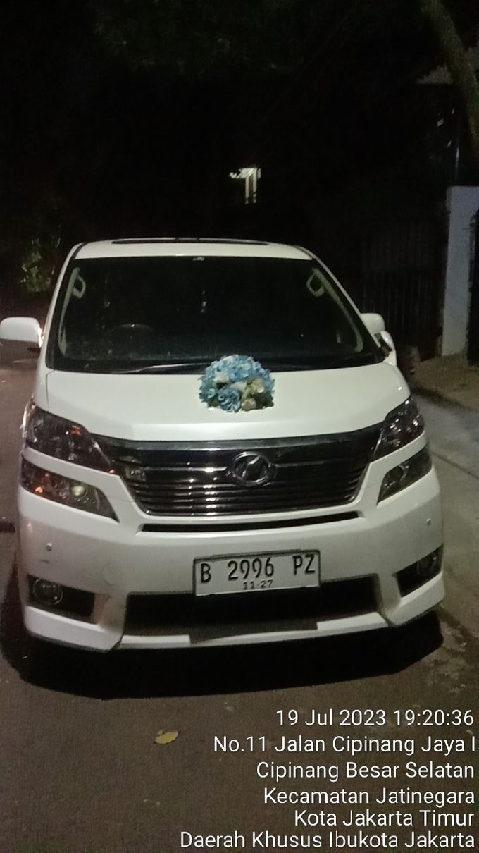 Wedding Car | Alva Wedding Car | Bridestory