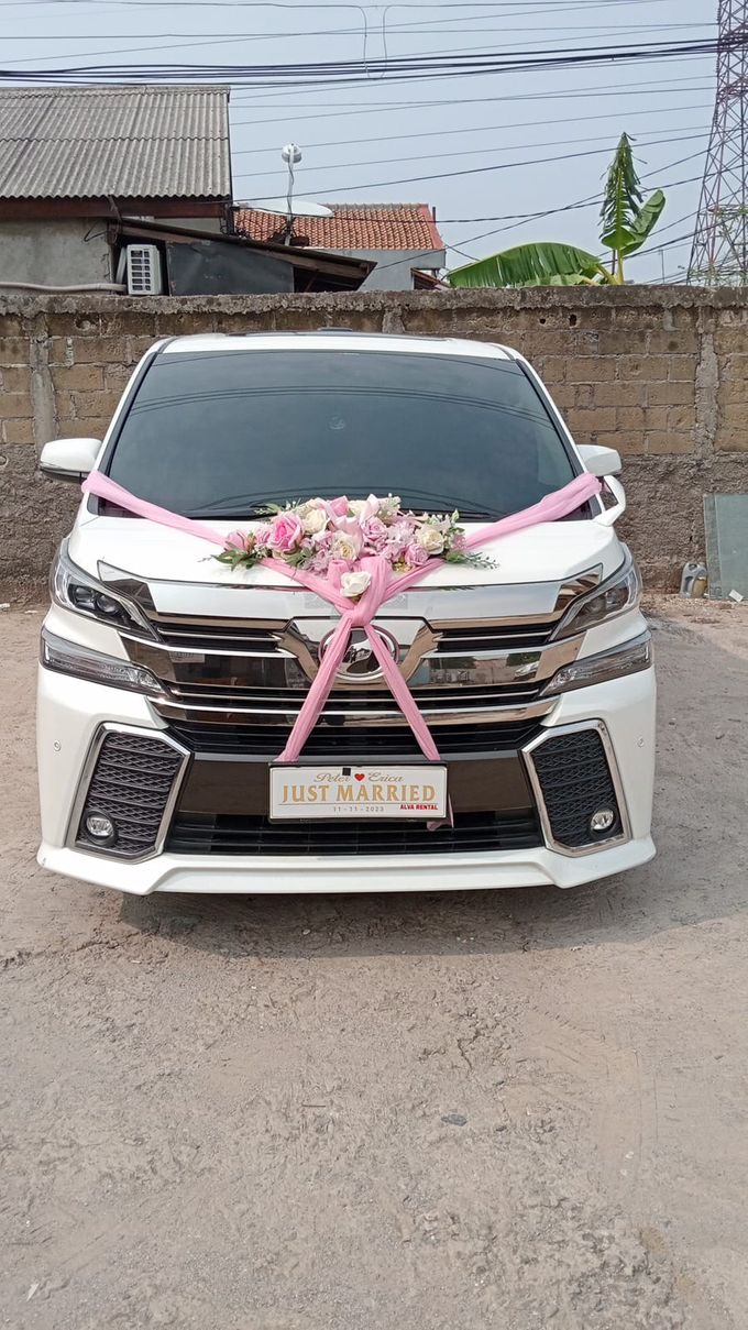 Wedding Car Jakarta by Alva Wedding Car | Bridestory.com