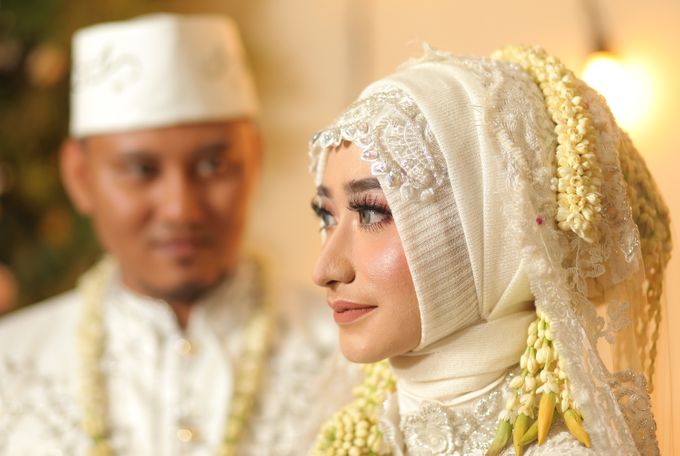 WEDDING MUSLIM MUTIARA & RIDHO by Next picture art | Bridestory.com