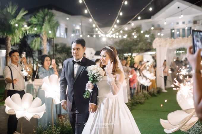 The Wedding Of Titik & Azwar by Villa Srimanganti | Bridestory.com