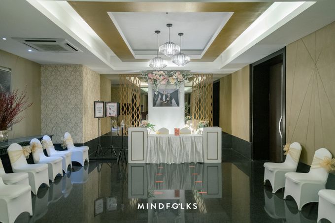 Financial Hall Wedding Decoration by IKK Wedding Venues | Bridestory.com