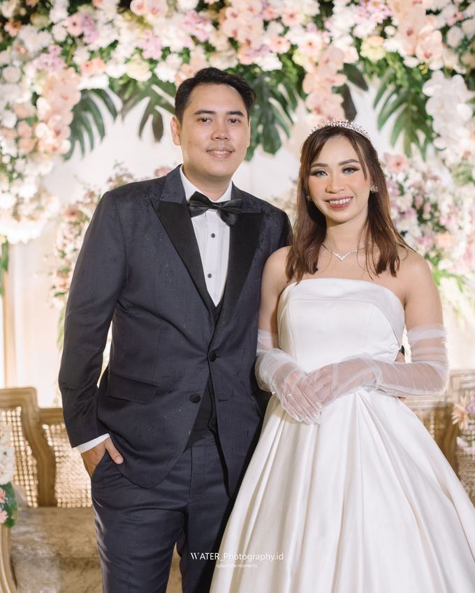 The Wedding Of Titik & Azwar by Villa Srimanganti | Bridestory.com