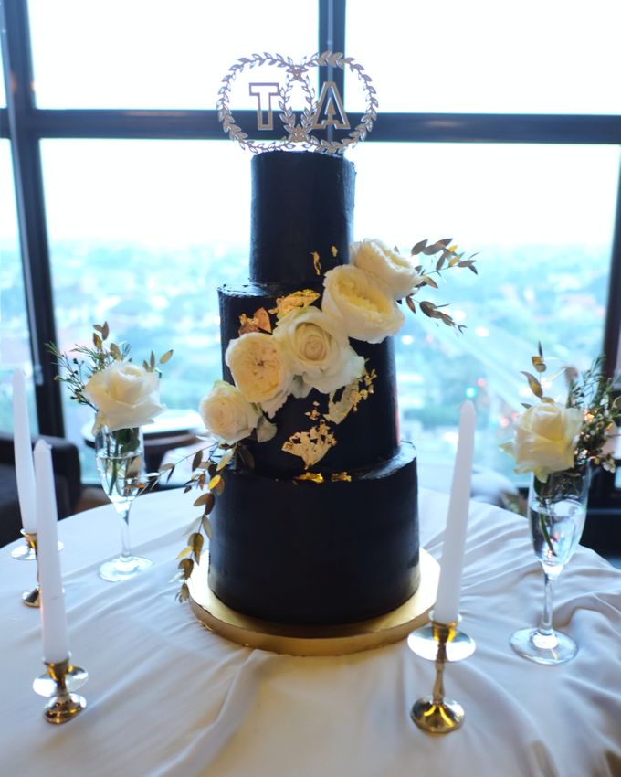 Modern - Edgy Wedding Cake | Ame Cakery | Bridestory