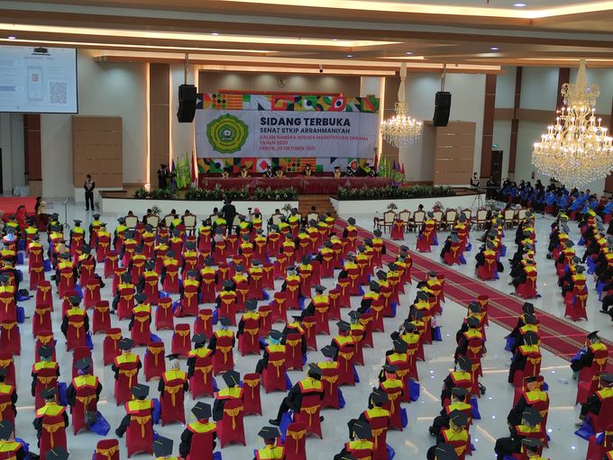 Wisuda STKIP Arrahmaniyah 2021 by Graha and Conventional Hall Ronatama ...