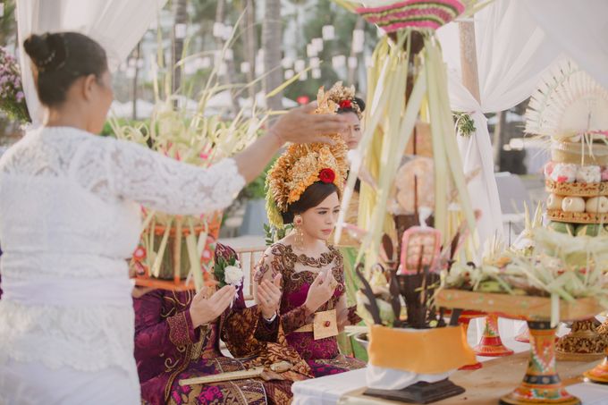 Balinese Blessing Ceremony by Happy Bali Wedding | Bridestory.com