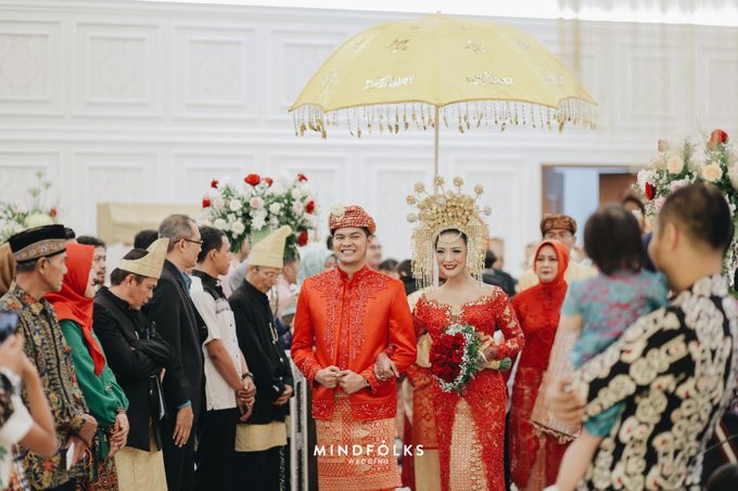 MINANG RECEPTION INTAN & BERLIAN | Menara Mandiri by IKK Wedding ...