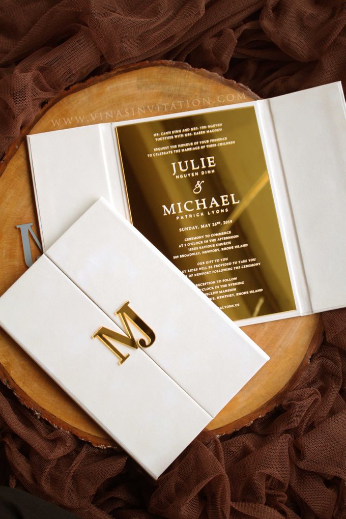 Michael & Julie | Vinas Invitation | Bridestory