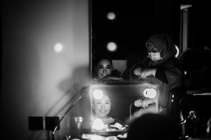 The Engagement of Lala & Avi | XO.Photoworks | Bridestory