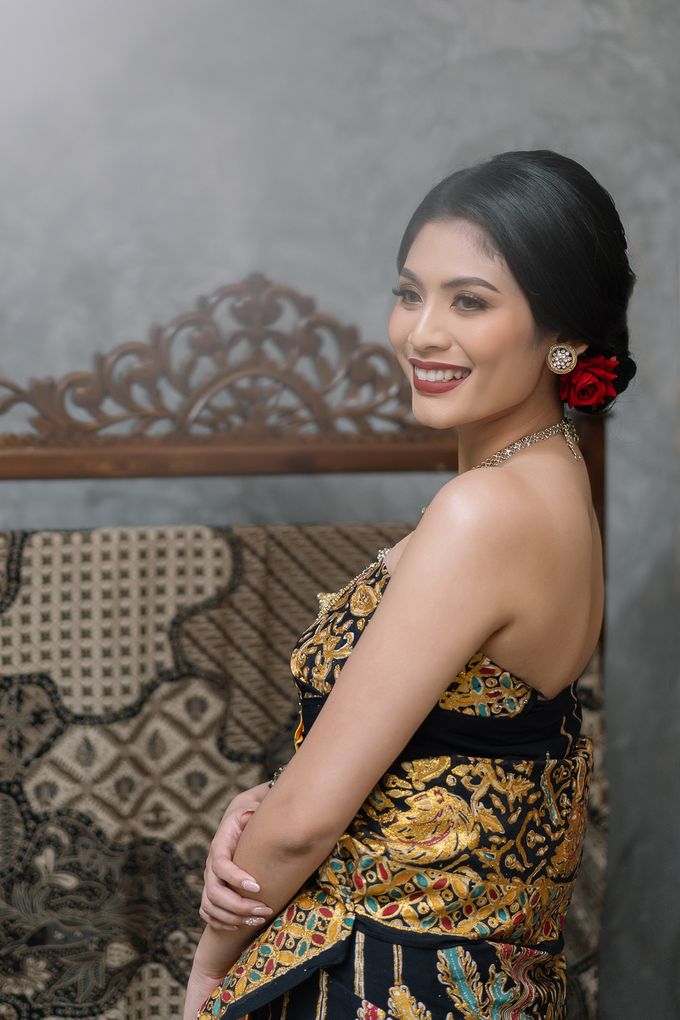 Javanesse Traditional Prewedding of Ms. Hani & Mr. Alva at Dharmawangsa ...