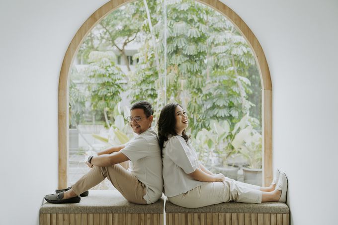 Prewedding Mardenia & Yana at Dharmawangsa Studio by Warna Project ...