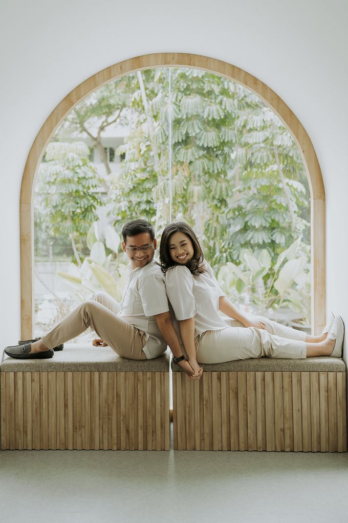 Prewedding Mardenia & Yana at Dharmawangsa Studio by Warna Project ...