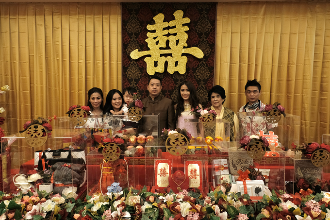 Sangjit Ceremony Silvia | JY Sangjit Box.id | Bridestory