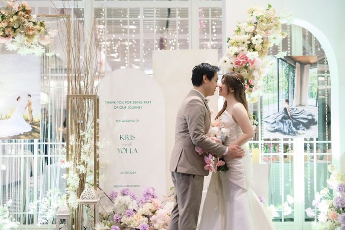 WYL'S KITCHEN PAKUBUWONO - WEDDING OF "KRIS & YOLLA" | Serenity wedding organizer | Bridestory