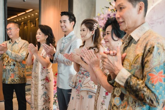 Elika Boen & Jason's Sangjit Ceremony | Iris Photography | Bridestory