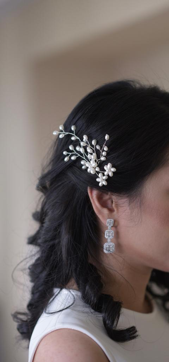 Accesorries | Lace and About | Bridestory