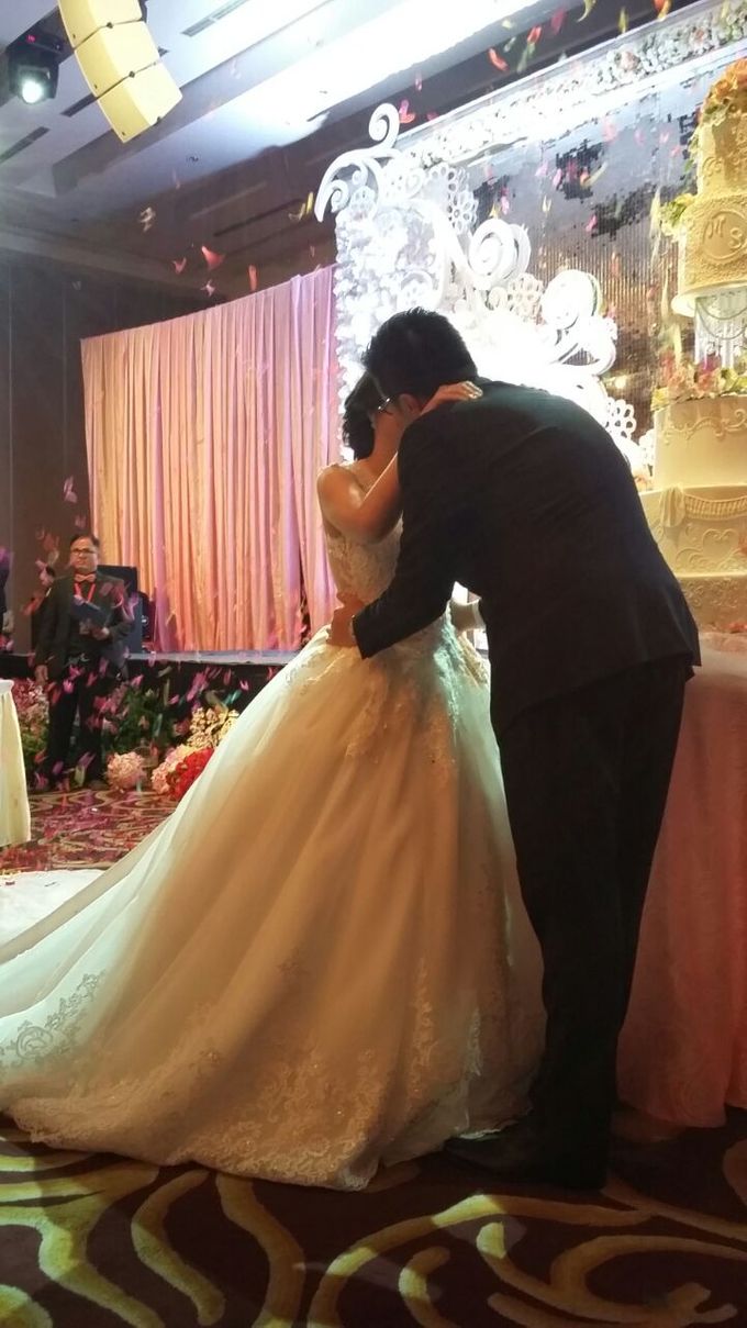 12 Nov 2016 Stacey ♡ Mega by Bridget Wedding Planner | Bridestory.com