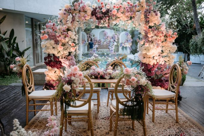 Akad Nikah Dinar & Angga by Sirih Gading Catering | Bridestory.com