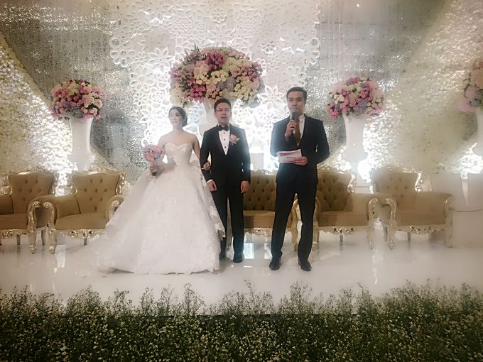 Raffles Ballroom by MC ADI CHANDRA | Bridestory.com