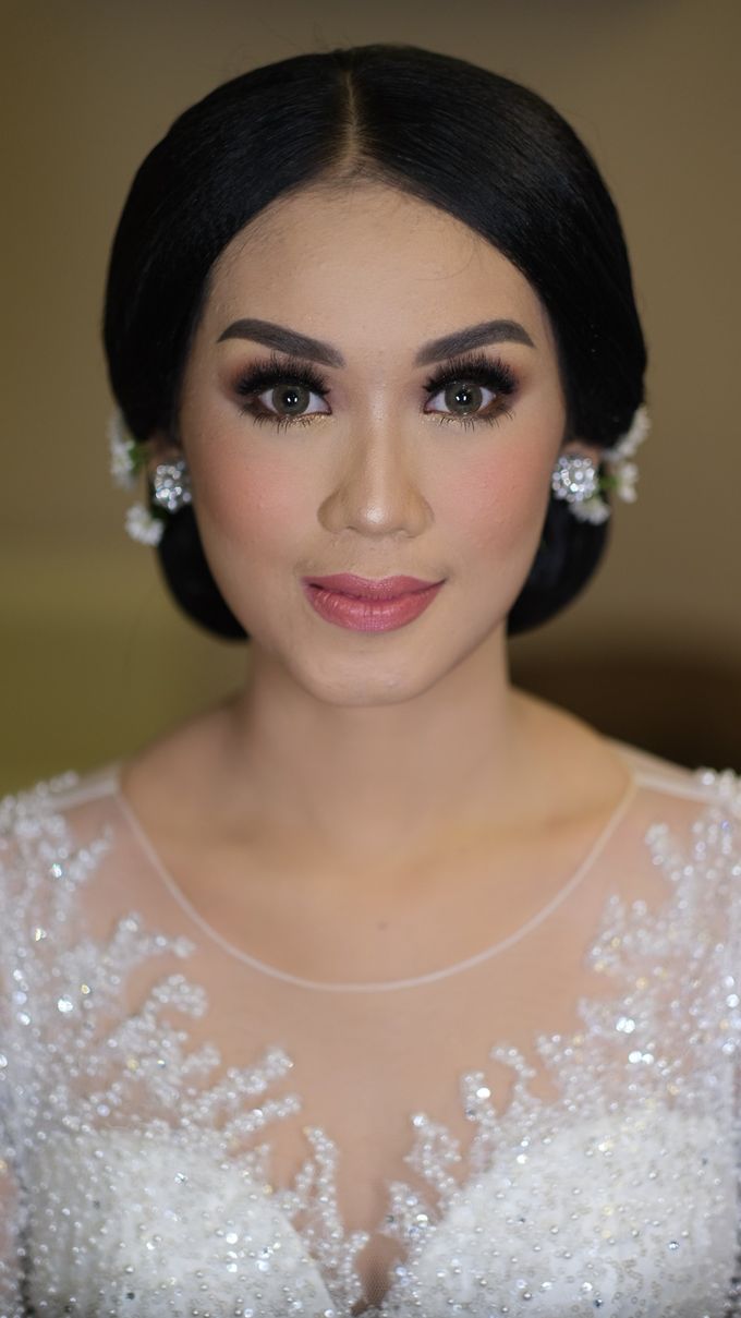 Okli & Deni by Maheswara | Bridestory.com