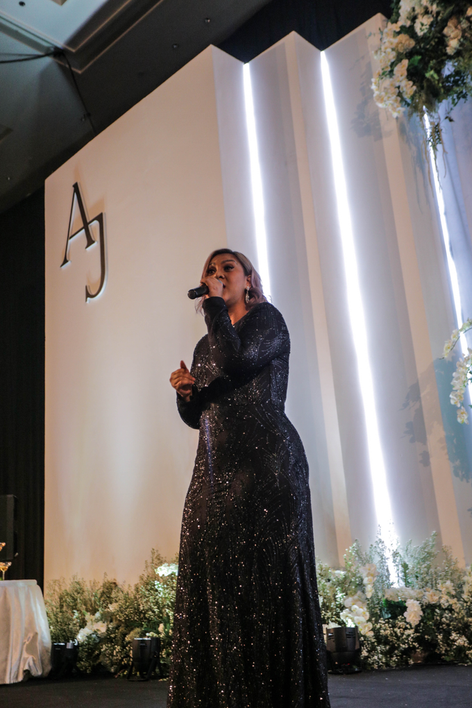 The Wedding of Arbi & Jessica - Fairmont | OVERJOY ENTERTAINMENT | Bridestory