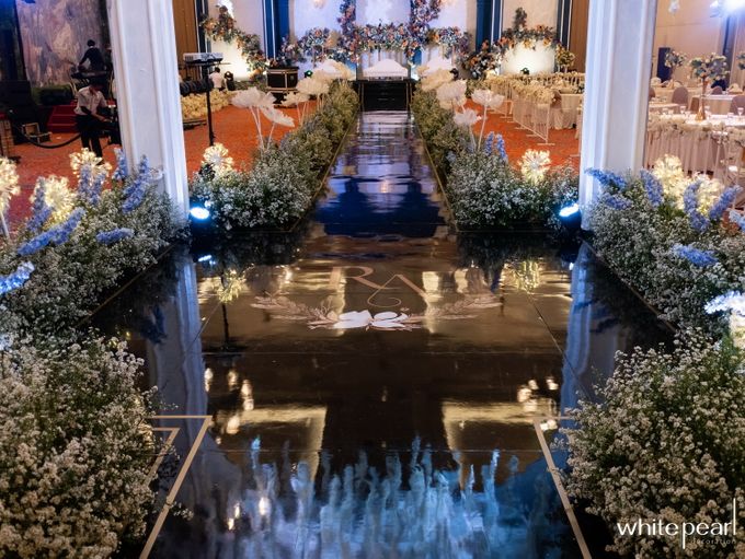 The Springs Club Royal Ballroom 2022.12.04 | White Pearl Decoration ...
